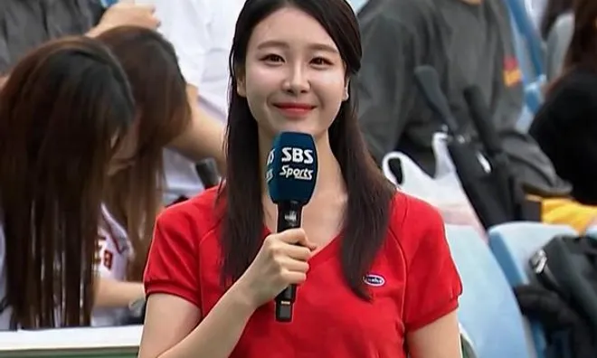 스포키 이지현 아나운서의 그라운드 리포팅
